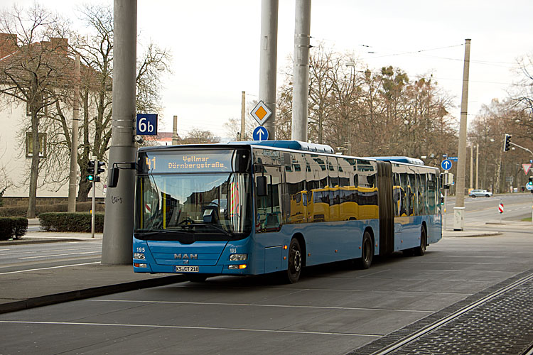 10 Busfotos aus Kassel-Wilhelmshöhe - >>> Regensburger Busse