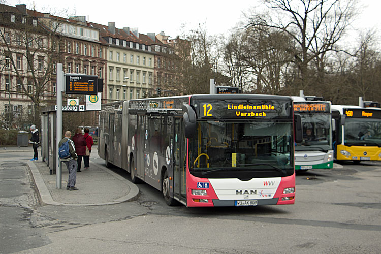 Busse in Würzburg Teil 2 mit 17 Fotos - >>> Regensburger Busse